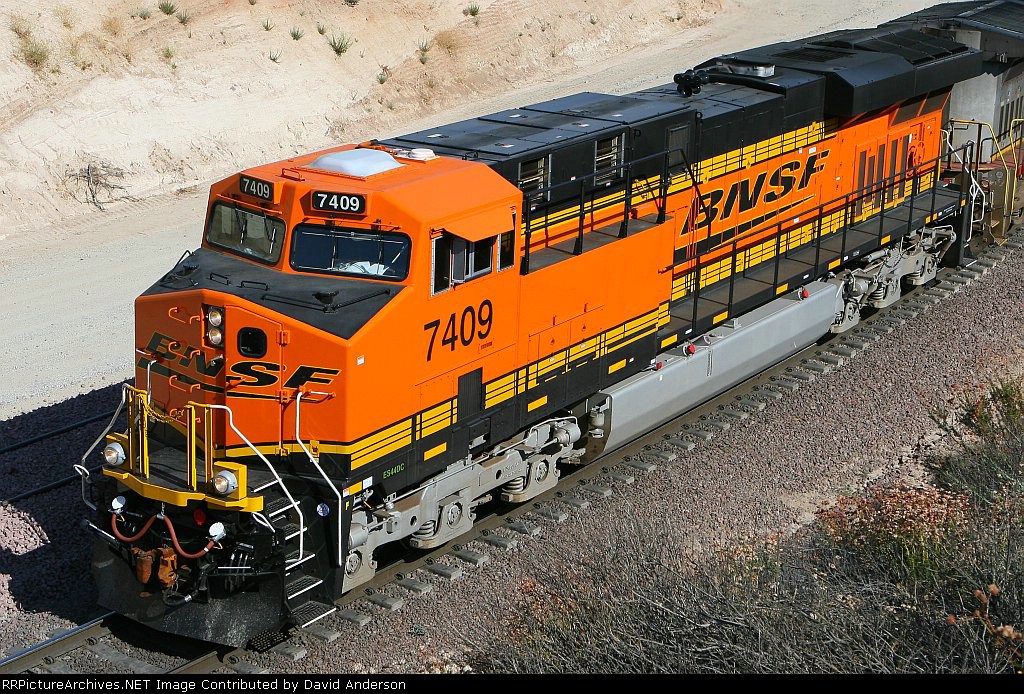 BNSF 7409